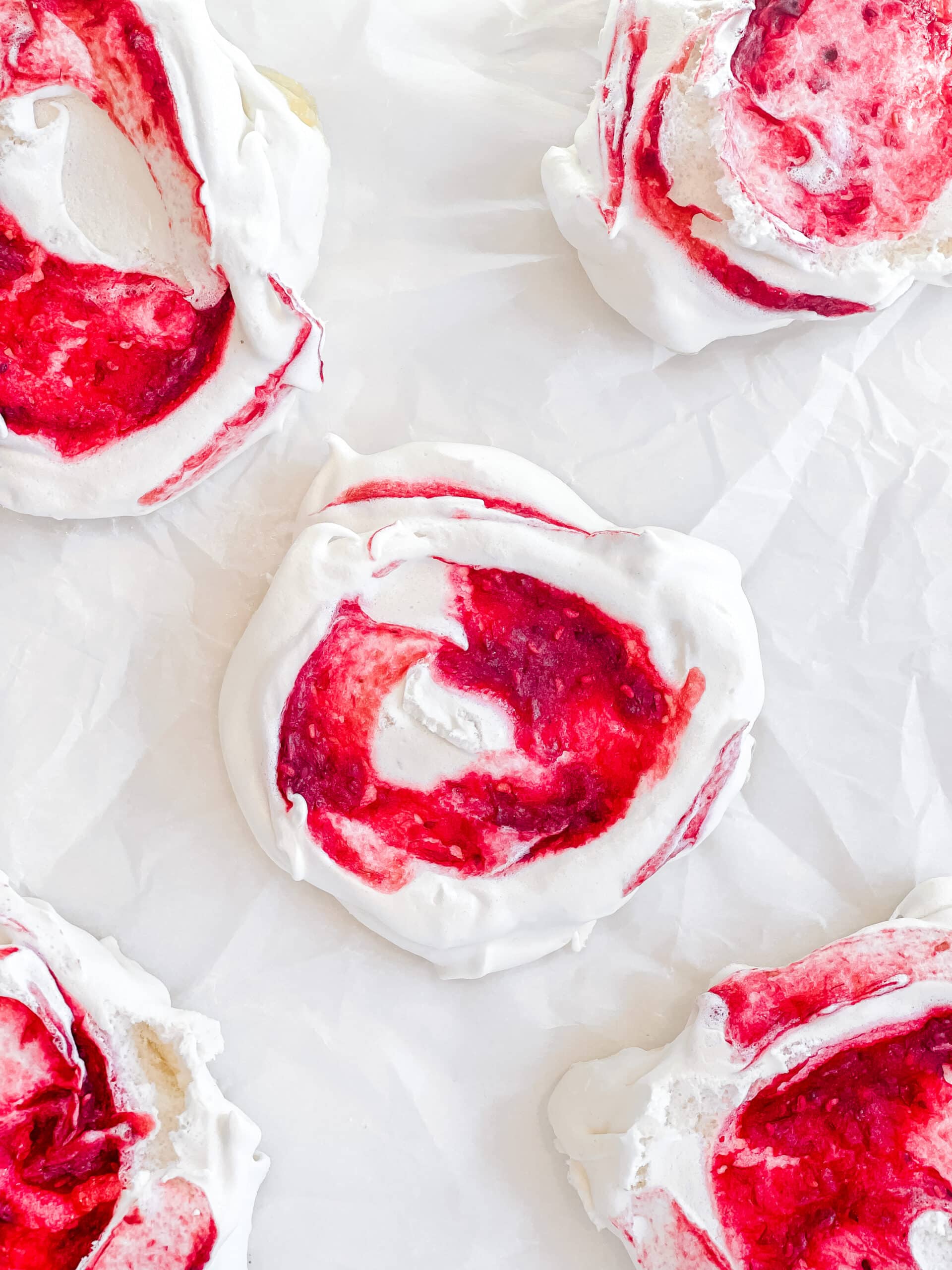 Raspberry Mini Meringues - The Glutenless Maximus