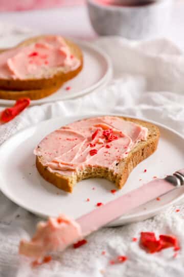 Homemade Whipped Strawberry Butter: How to Make - The Glutenless Maximus