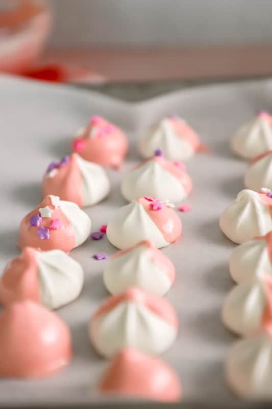 EASY Pink White Chocolate for Dipping - The Glutenless Maximus