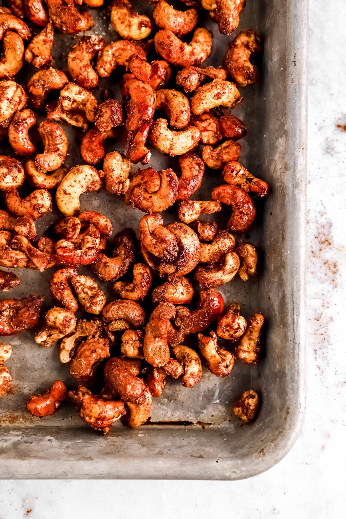 Maple Roasted Cashews with Cinnamon