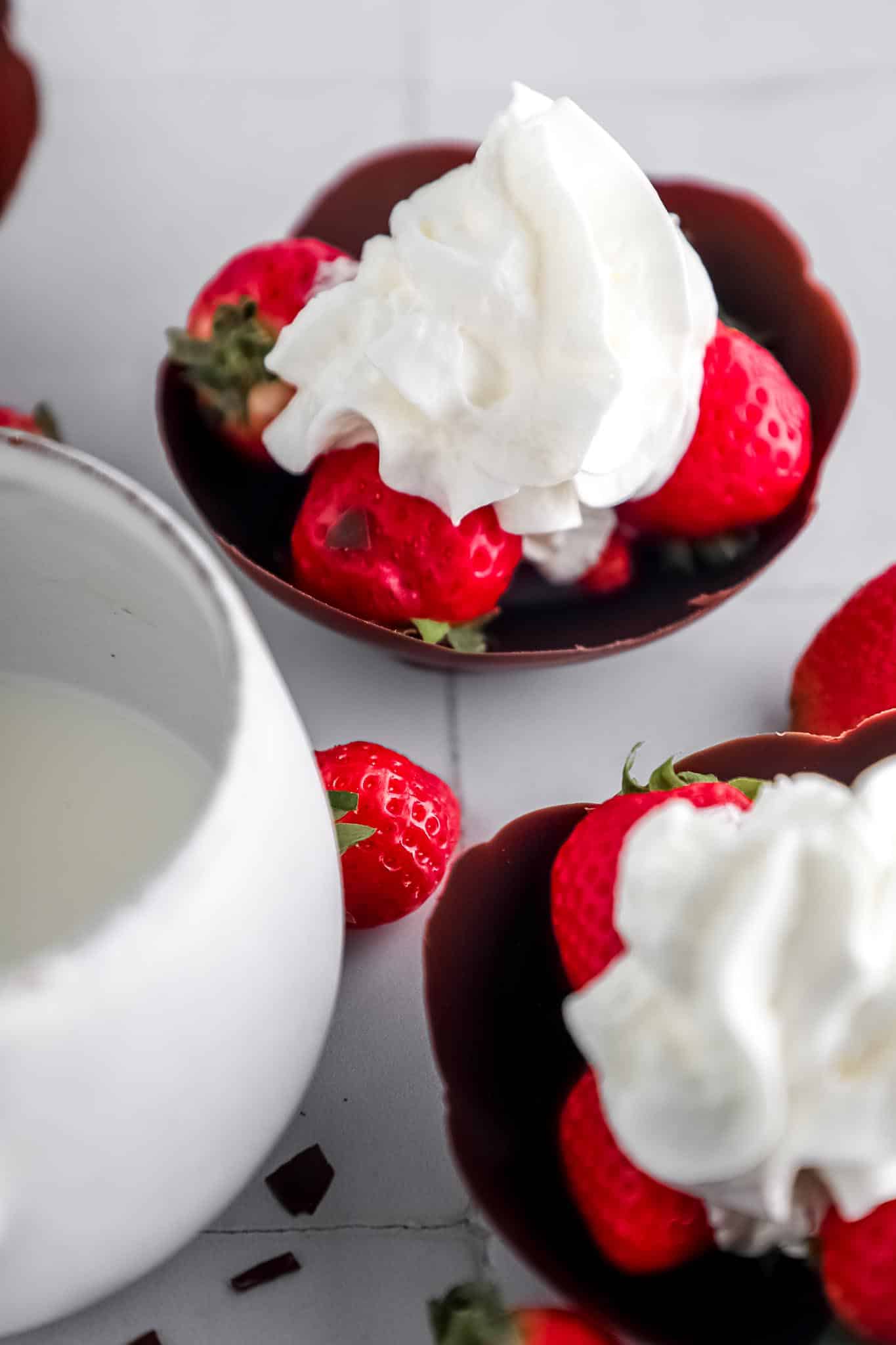 Balloon Chocolate Bowls: How To Make