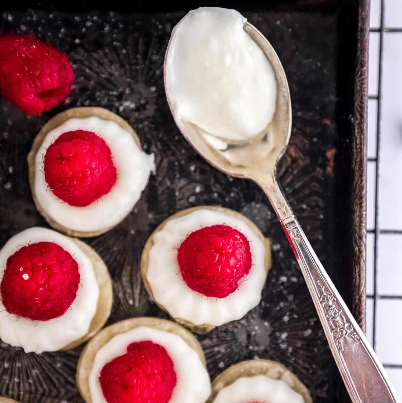 Raspberry Cream Cheese Bites