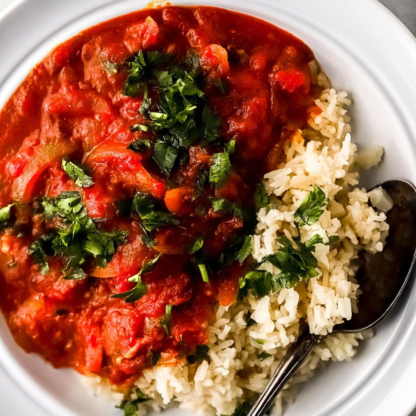 Country Captain Chicken with Rice: A One-Pan Southern Classic