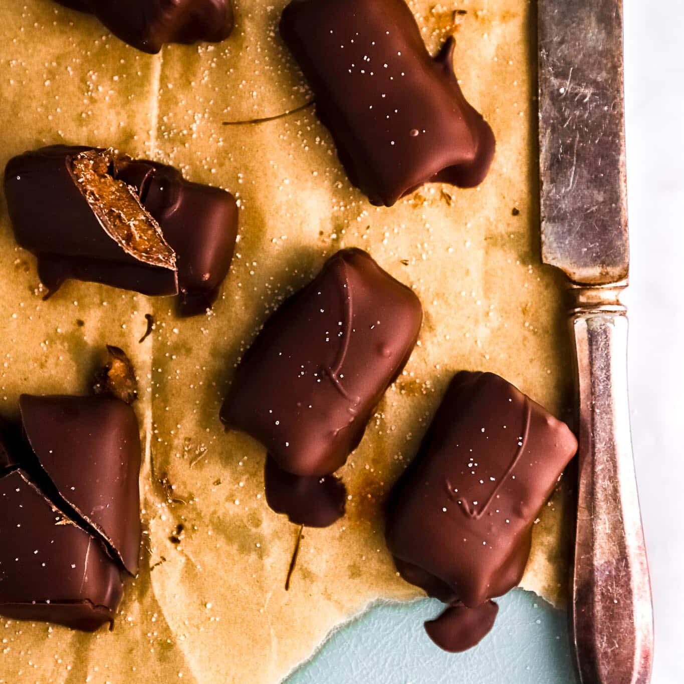 Easy Date Caramel Squares - No Bake Recipe